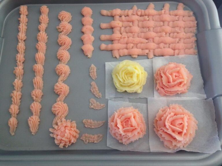 Mash to practice piping skills - Julian Chiu | British Born Chinese Food